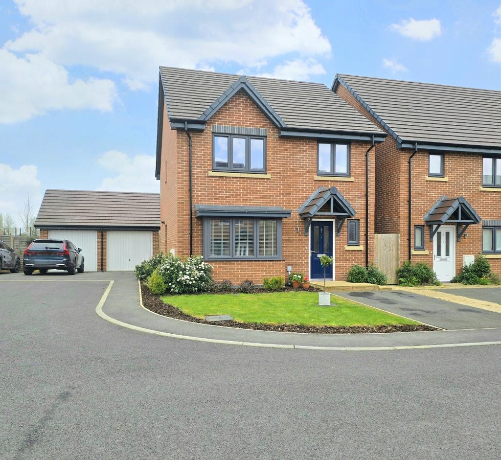 Pinkney Close, Monksmoor, Daventry... 4 bed detached house for sale - £ ...