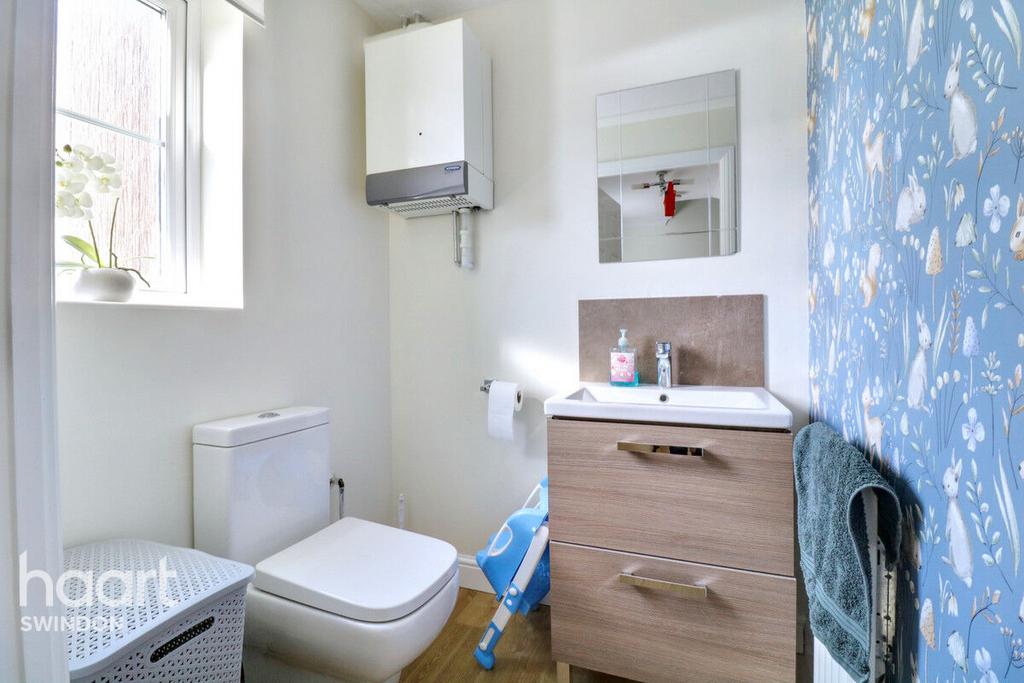 Brean Road, Swindon 3 bed townhouse for sale - £315,000