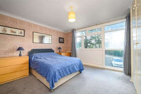 Houses for sale in Weybridge | OnTheMarket