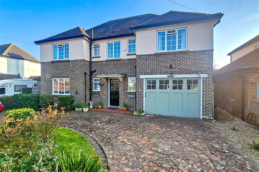 Broadmark Avenue, Rustington... 4 bed detached house - £850,000