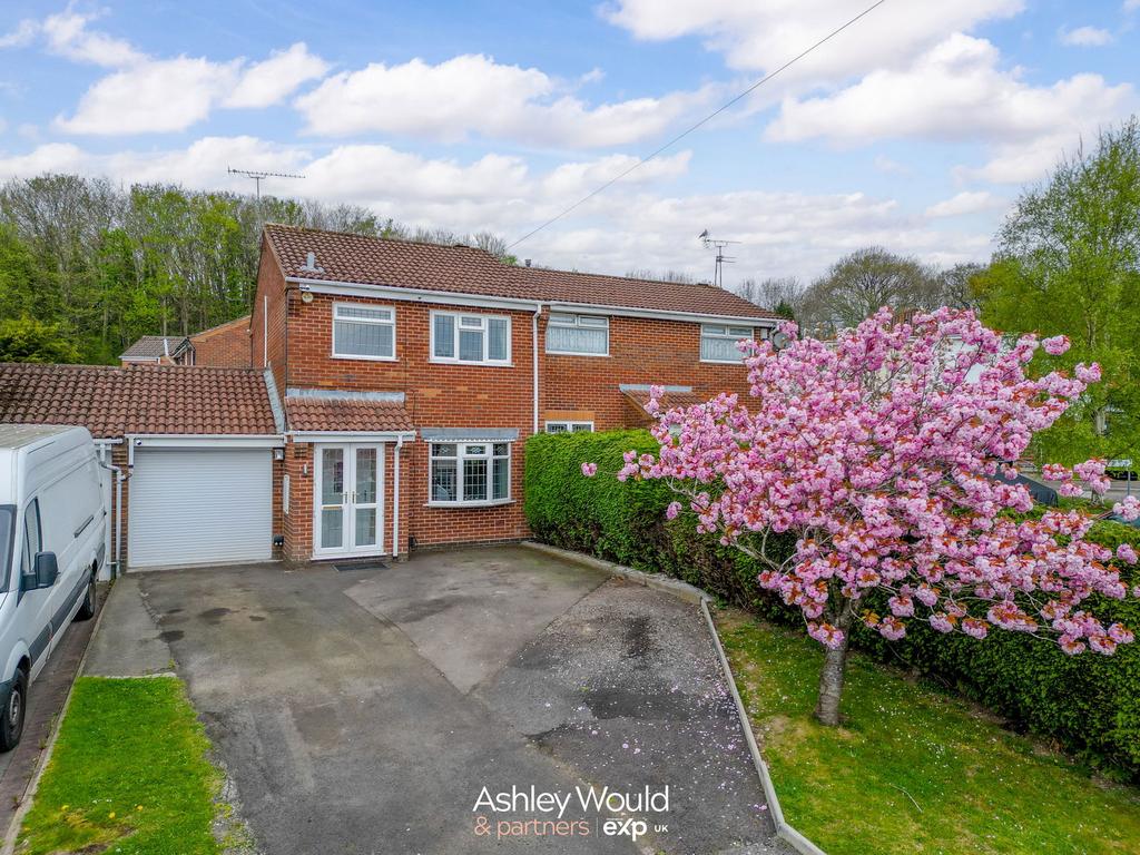 Adams Brook Drive, Birmingham B32 3 bed semi-detached house for sale ...