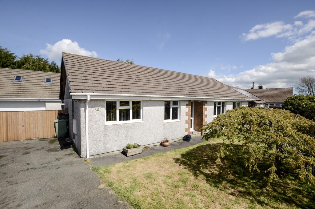 10 Parkventon, Bugle, PL26 8QY St.... 4 bed detached bungalow for sale ...