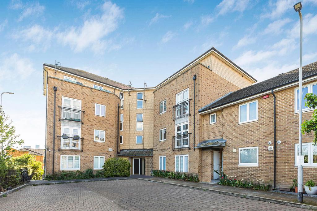 Buxhall Crescent, London E9 1 bed flat for sale - £350,000