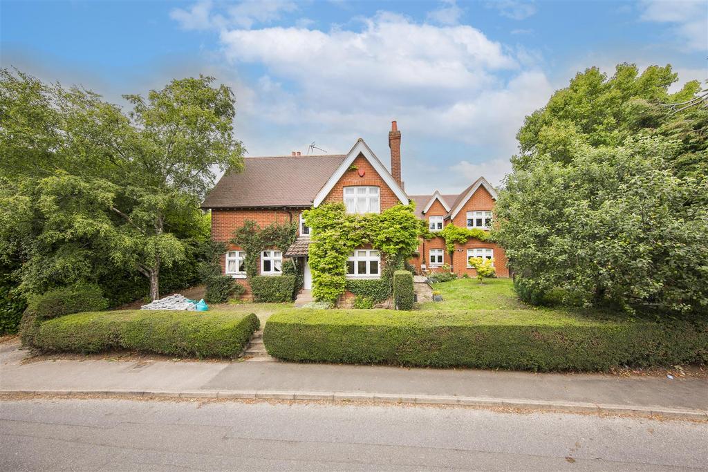 Kemsing Road, Wrotham TN15 7 bed detached house for sale - £2,900,000