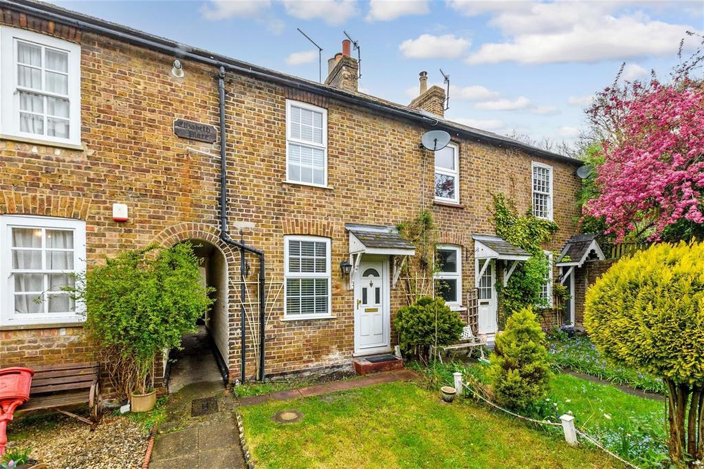 High Street, Farningham, Kent 1 bed terraced house for sale - £290,000