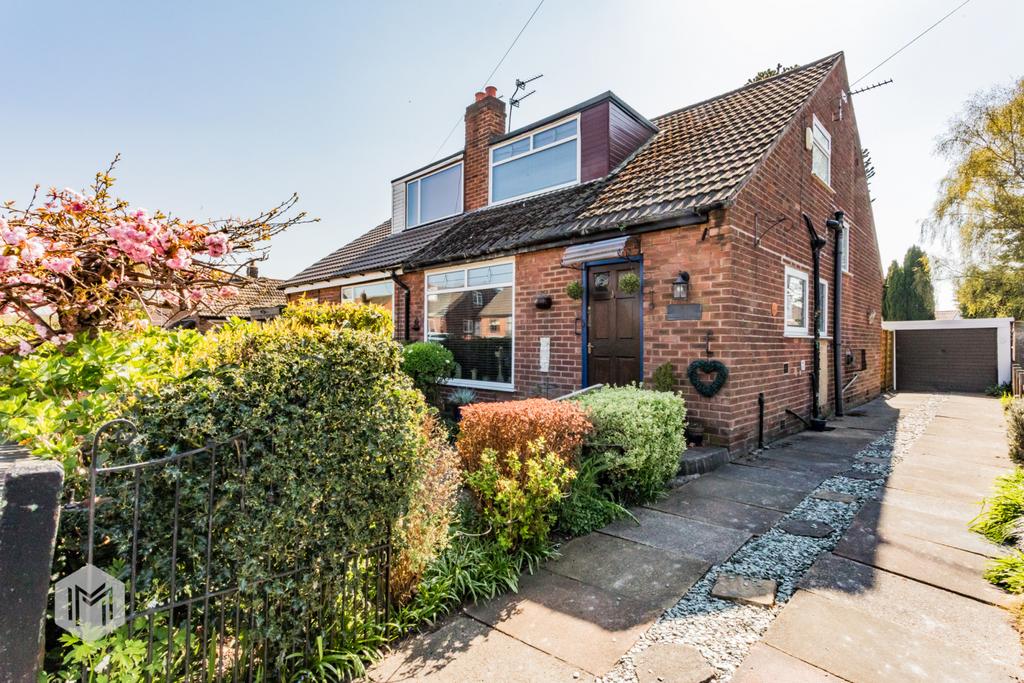 Derwent Drive, Kearsley, Bolton... 3 bed semi-detached house for sale ...