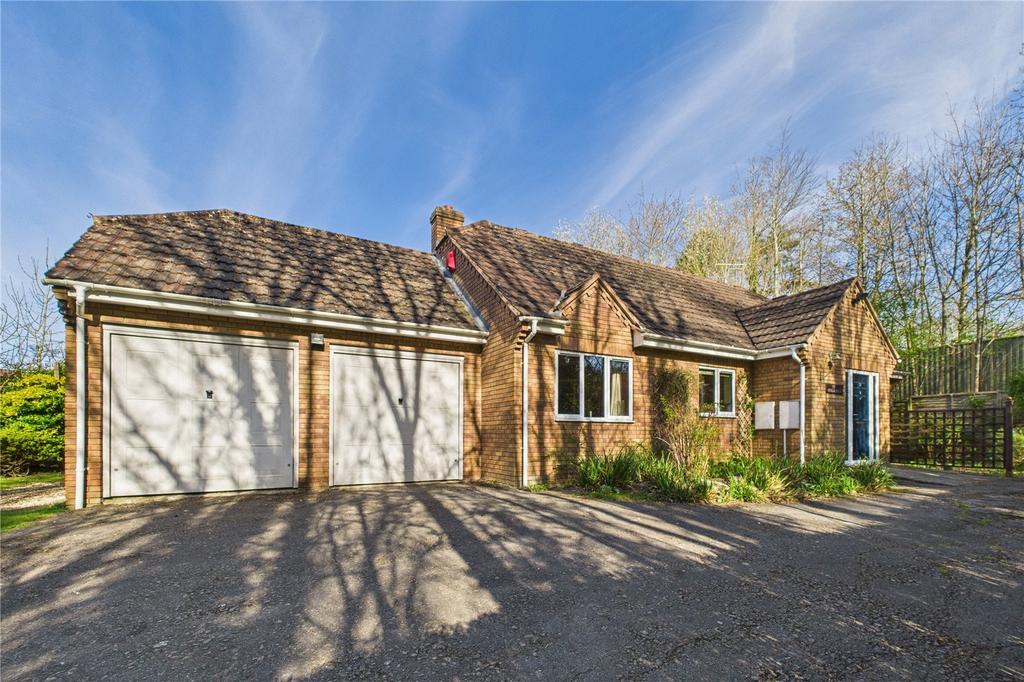 Kingsdown Road, Wiltshire SN2 4 bed detached house for sale - £450,000