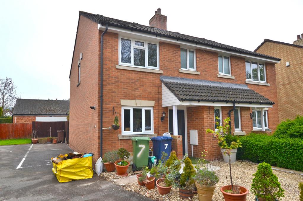 Haslemere Court, Gloucester GL3 3 bed semi-detached house for sale - £ ...