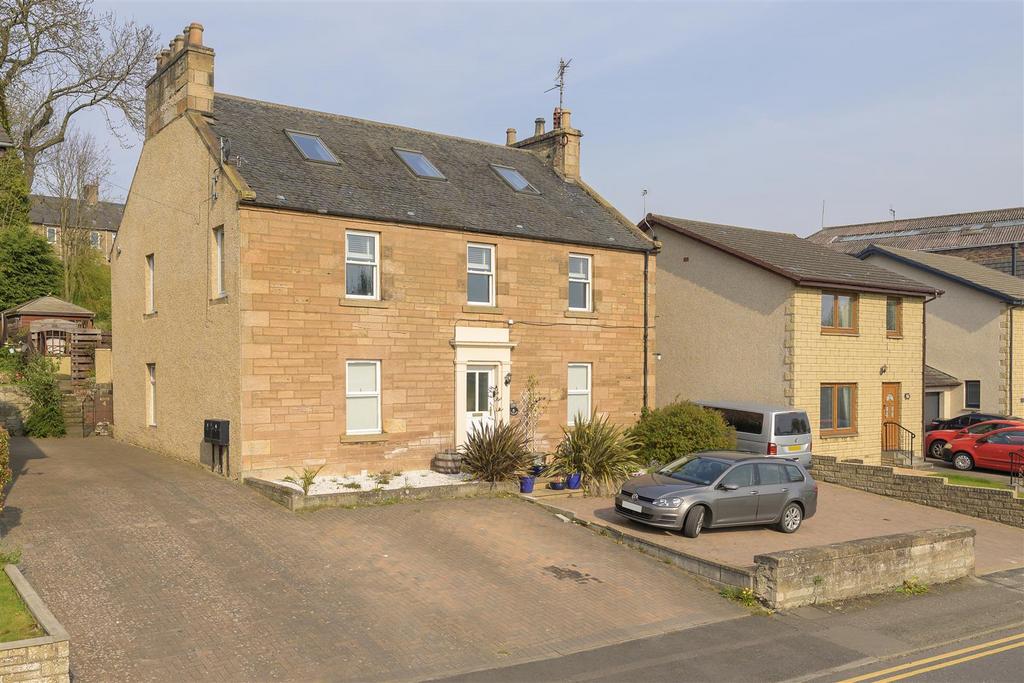 4 Preston Crescent, Inverkeithing... 4 bed maisonette for sale - £275,000