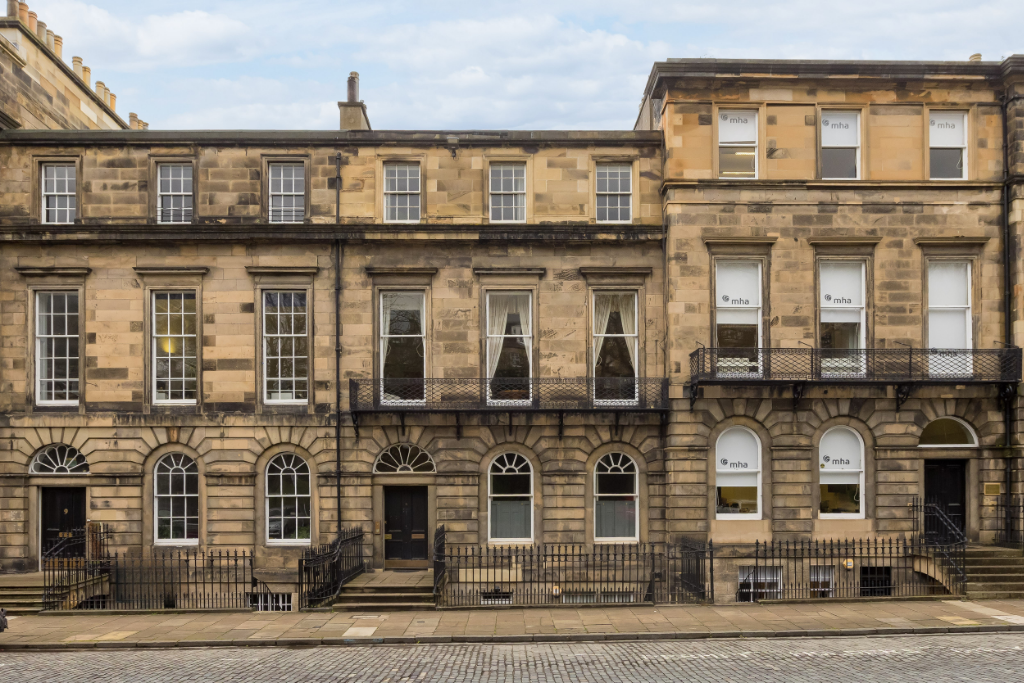 St. Colme Street, Edinburgh EH3 2 bed apartment - £475,000