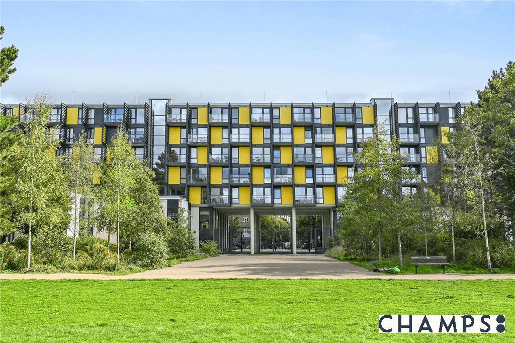 Cranston Court, 56 Bloemfontein Rd... 2 bed flat to rent - £2,817 pcm ...