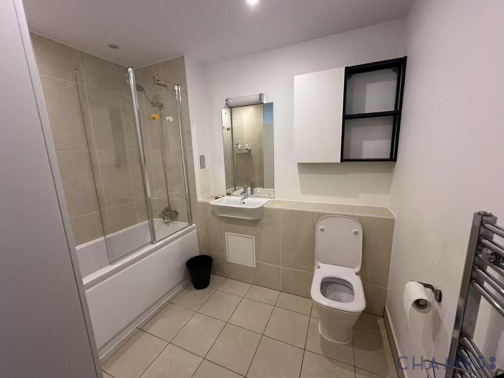Cranston Court, 56 Bloemfontein Rd... 2 bed flat to rent - £2,817 pcm ...