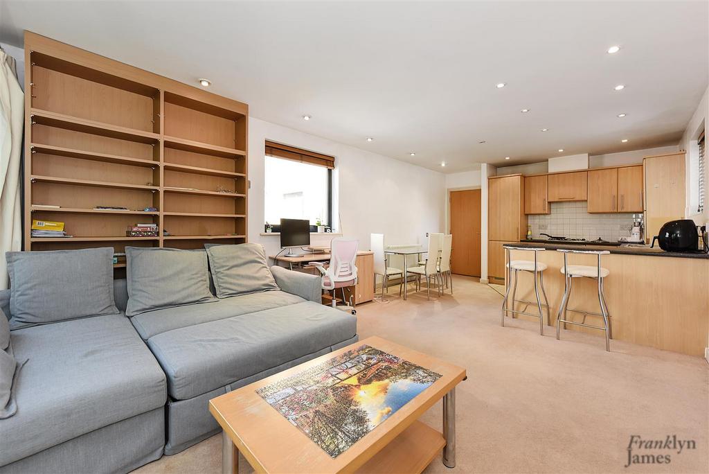 Ocean Wharf, 60 Westferry Road... 1 bed apartment for sale - £430,000