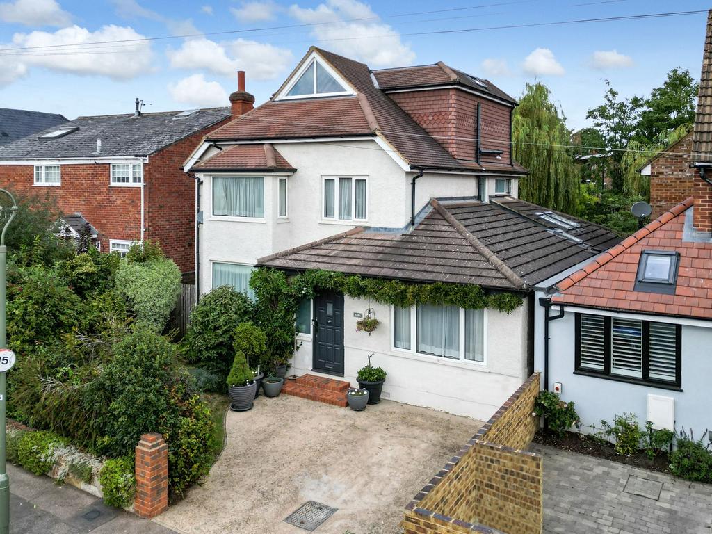 Molember Road, East Molesey, KT8 5 bed detached house for sale - £1,435,000
