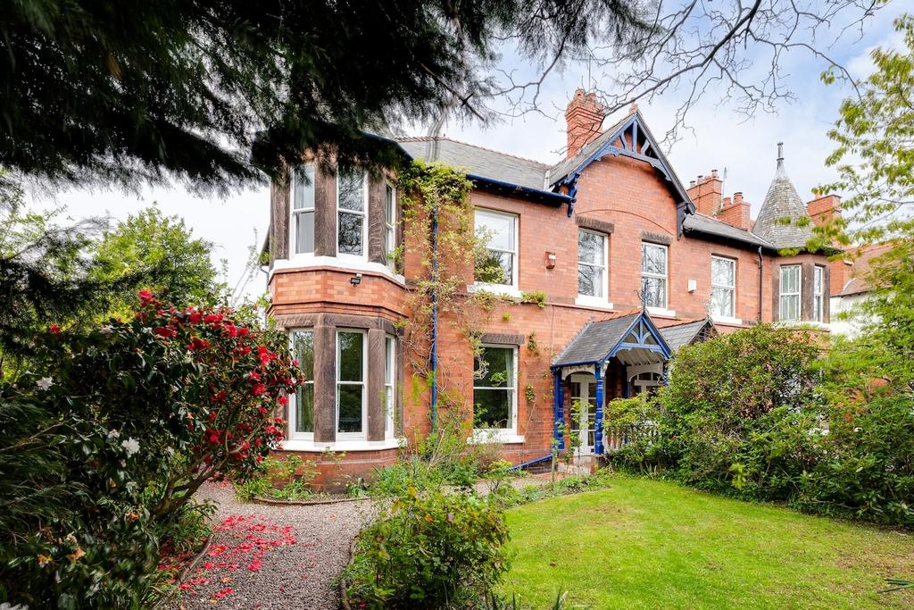 Hoole Road, Chester CH2 6 bed semi-detached house for sale - £700,000