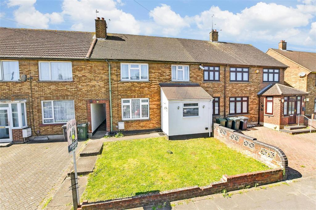 Henderson Drive, Dartford DA1 4 bed terraced house - £281,000