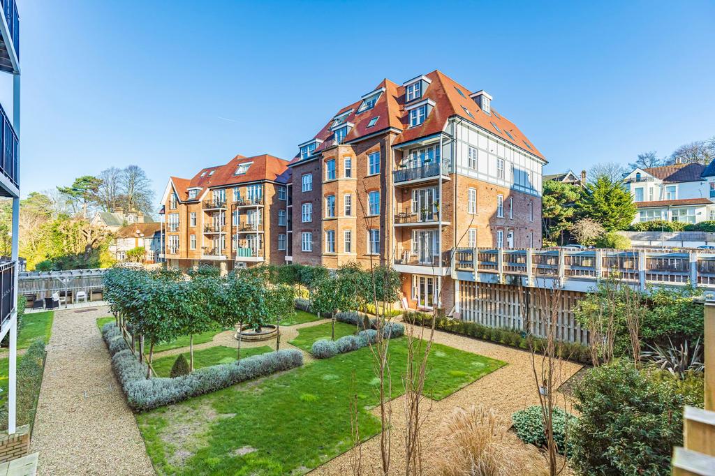 Knyveton Road, Bournemouth BH1 1 bed flat for sale - £240,000