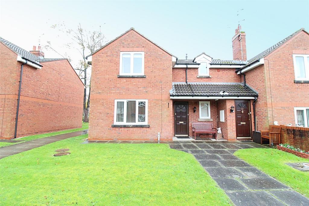 Station Road, Maghull, Liverpool 2 bed apartment - £850 pcm (£196 pw)