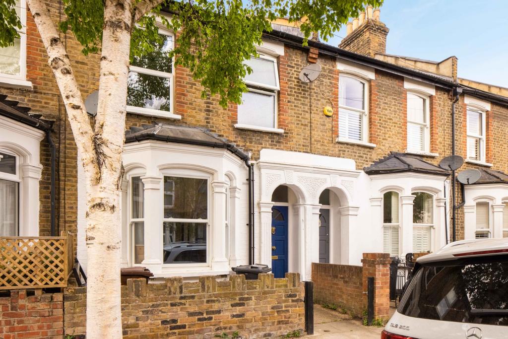 Adley Street, Homerton, London, E5 2 bed flat for sale - £525,000