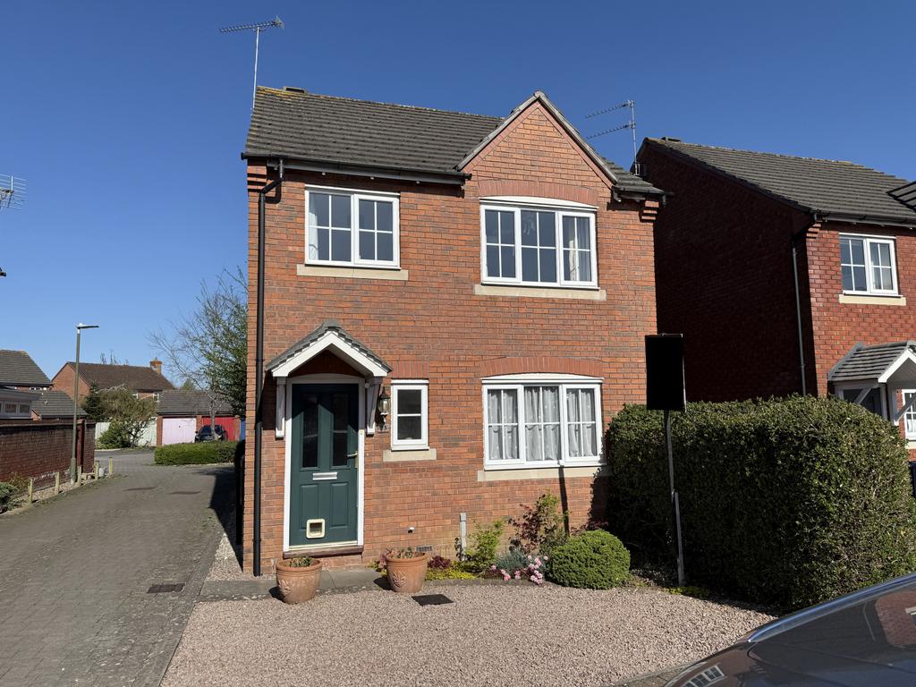 Walton Cardiff, Tewkesbury GL20 3 bed detached house for sale - £320,000