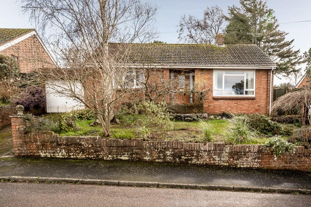Russell Drive, Budleigh Salterton EX9 2 bed detached bungalow for sale ...