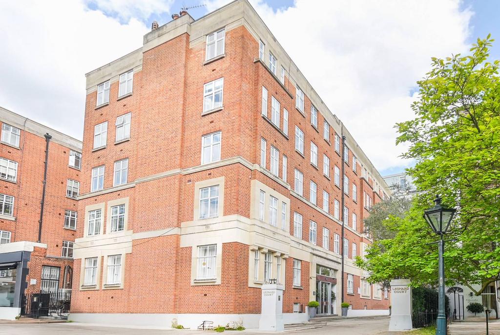 Edwardes Square, High Street... 2 bed flat for sale - £850,000