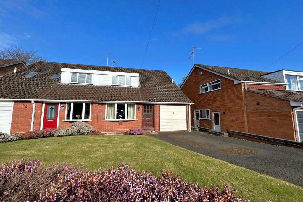 Portland Drive, Stourbridge, DY9 3 bed semi-detached house for sale - £ ...