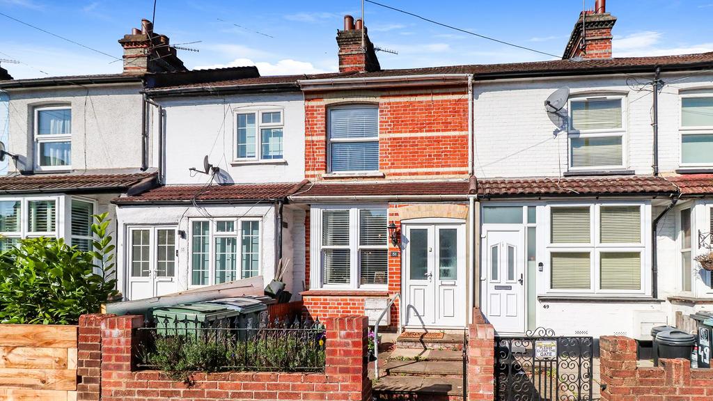 Pinner Road, Watford WD19 2 bed property for sale - £450,000