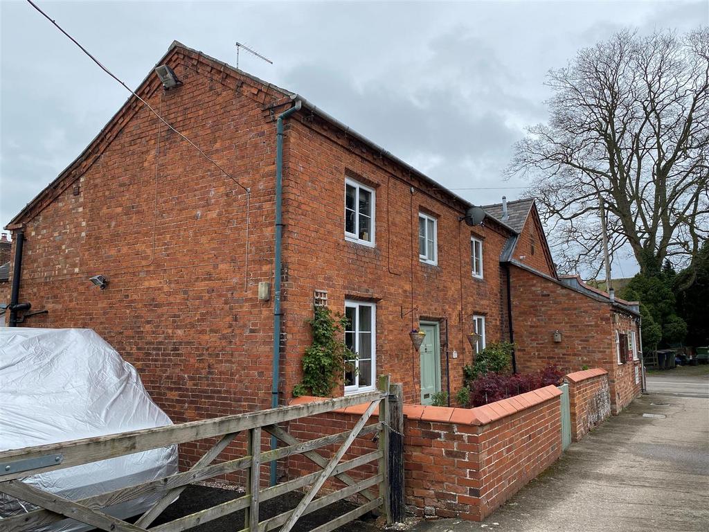 Loppington, Shrewsbury 3 bed house - £875 pcm (£202 pw)