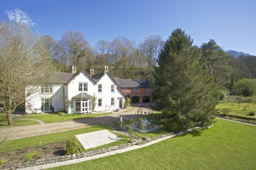 Mappleton, Ashbourne 7 bed detached house - £975,000