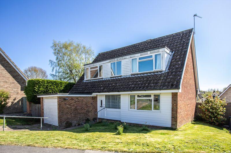 Southridge Rise, Crowborough 3 bed detached house - £415,000