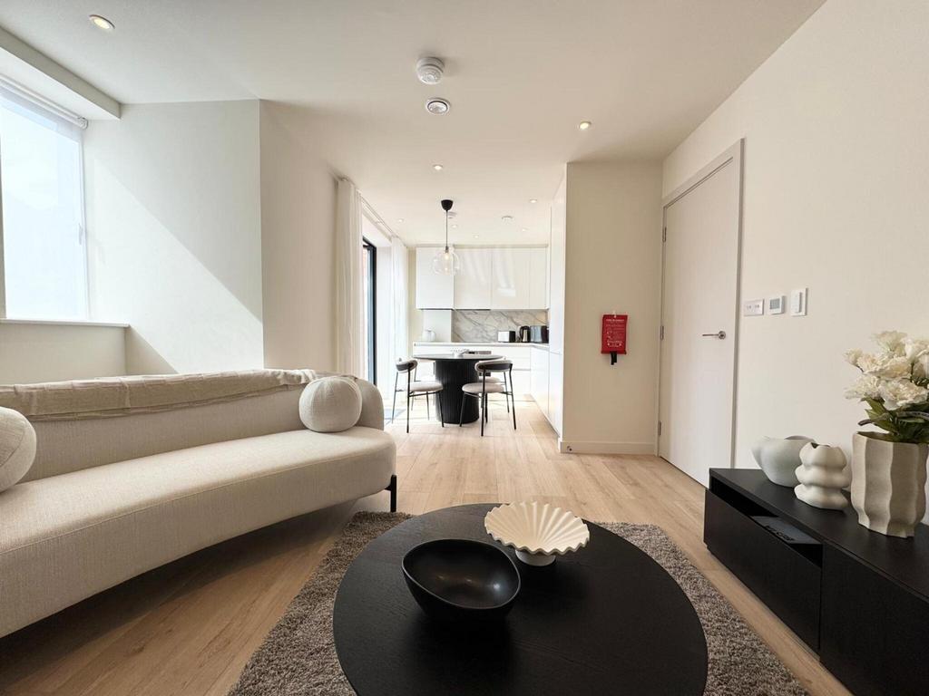 Leonora House, London SW16 2 bed apartment to rent - £2,650 pcm (£612 pw)