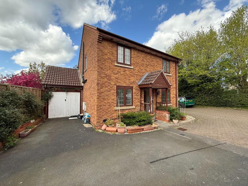 Gilman Close, St. Andrews Ridge 3 bed detached house for sale - £350,000