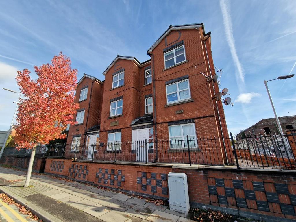 Walmersley Road, Bury BL9 2 bed apartment to rent - £750 pcm (£173 pw)