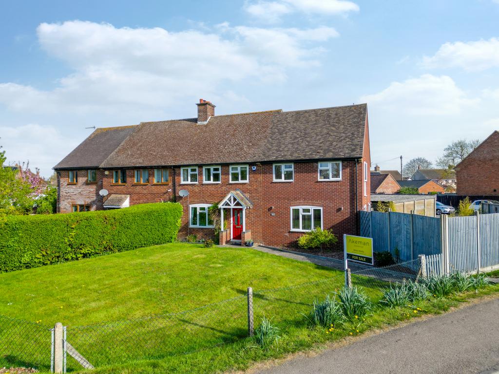 Lower Icknield Way, Marsworth HP23 4 bed semi-detached house for sale ...