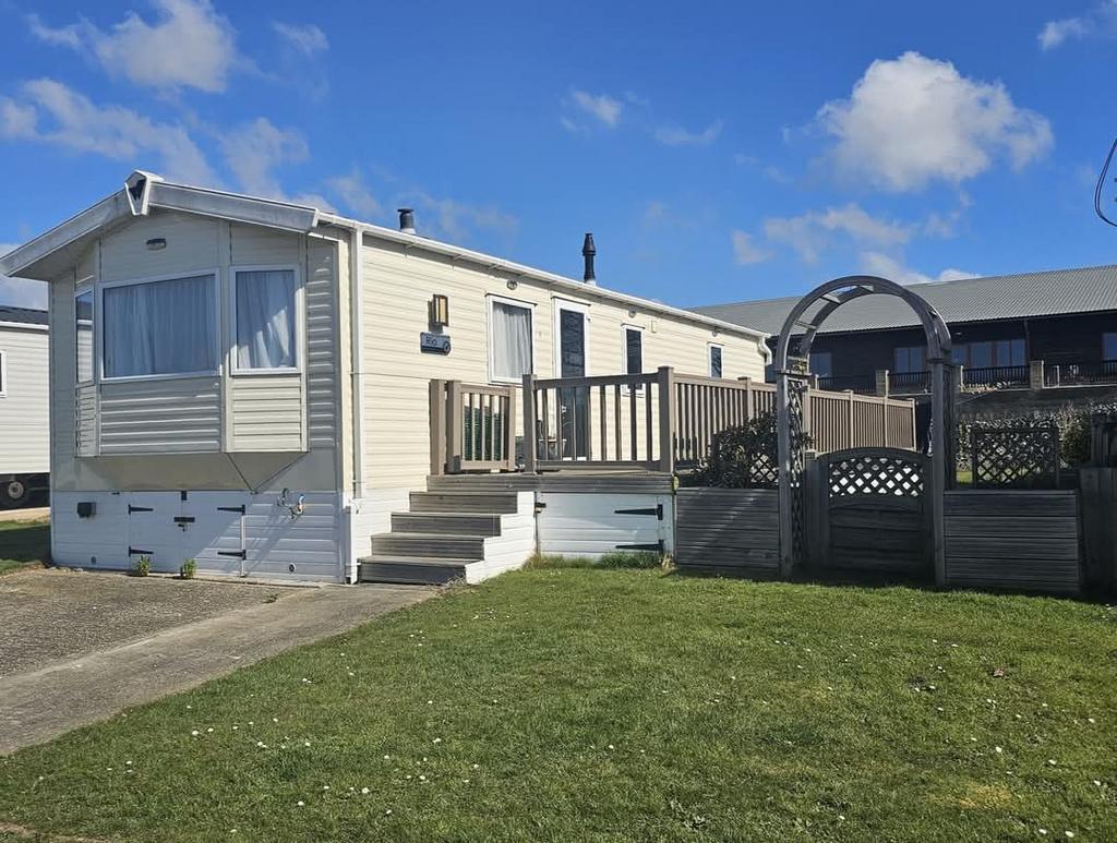 Flag Hill, Great Bentley, Colchester... 2 bed static caravan - £35,000