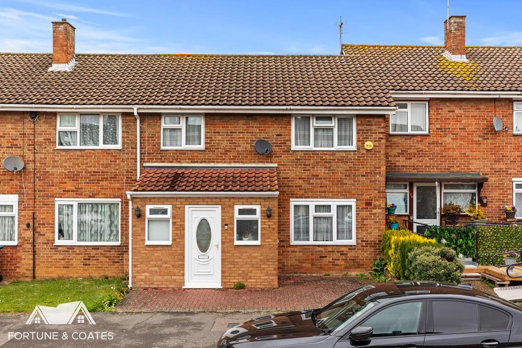 Wedhey, Harlow 3 bed terraced house - £375,000