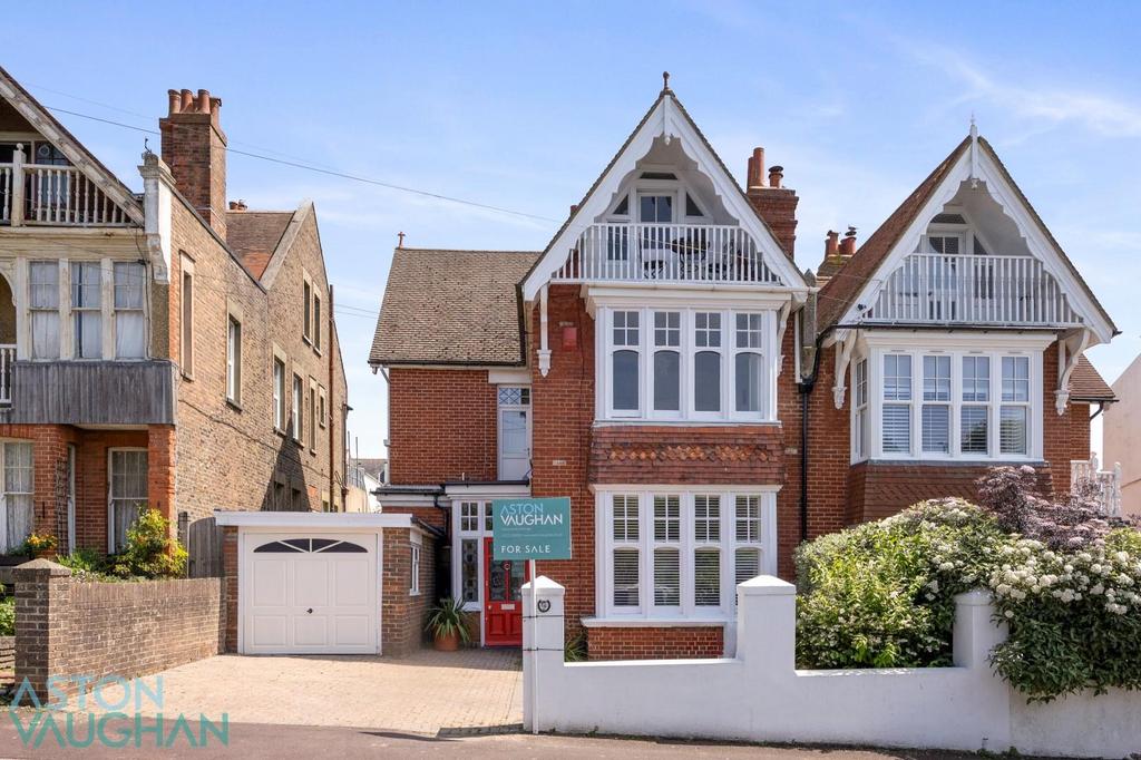 East Drive, Brighton BN2 6 bed semi-detached house for sale - £1,500,000