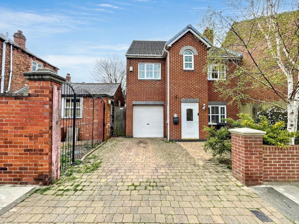 Welldeck Road, Hartlepool TS26 5 bed detached house - £265,000