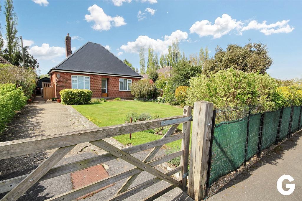 North Poulner Road, Ringwood... 2 bed bungalow - £600,000