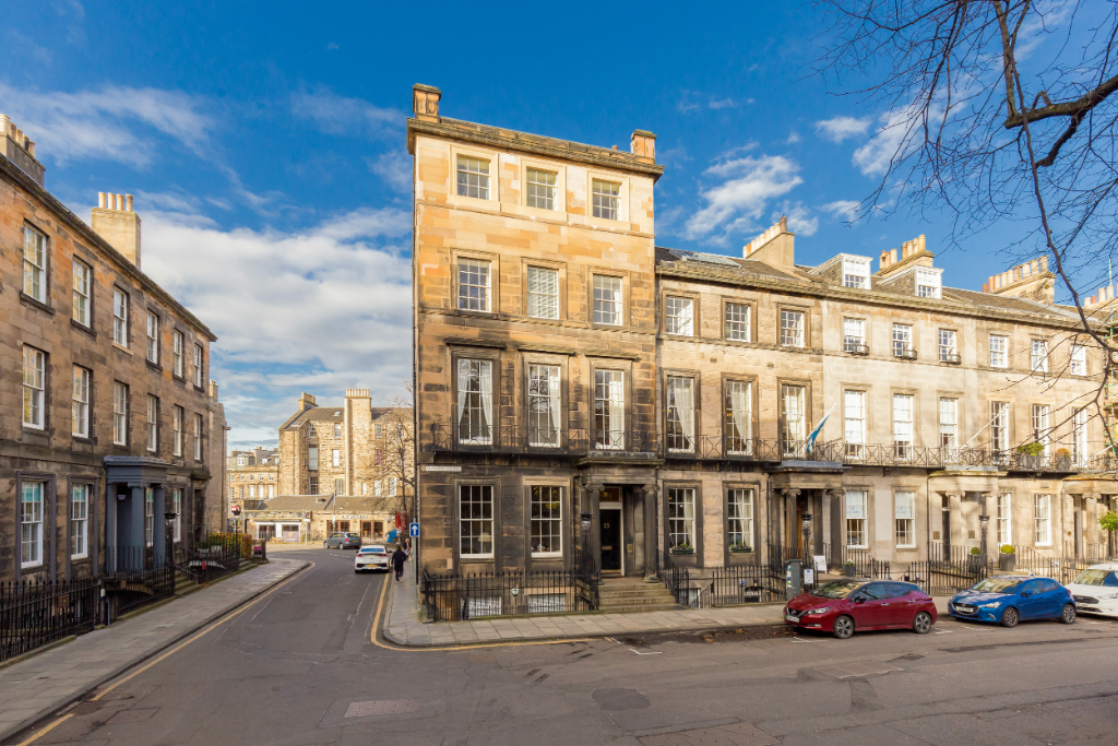 Rutland Square, Edinburgh EH1 2 bed apartment - £600,000