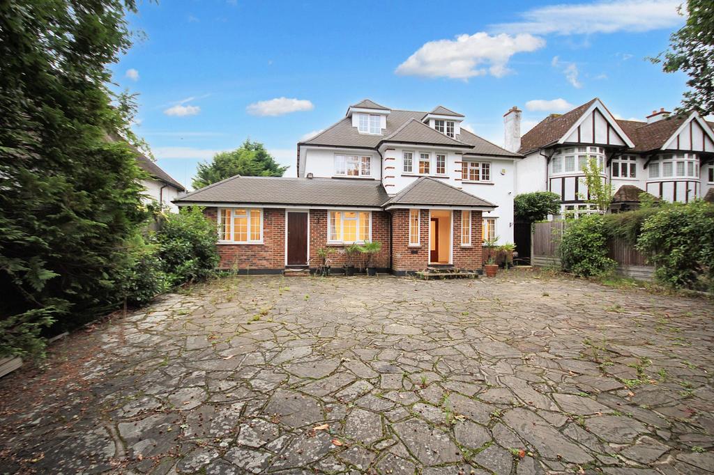 Swakeleys Road, Ickenham, UB10 5 bed detached house to rent - £3,950 ...