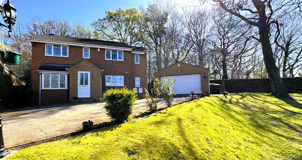 Parkside Close, Meanwood, Leeds, West... 4 bed detached house for sale ...
