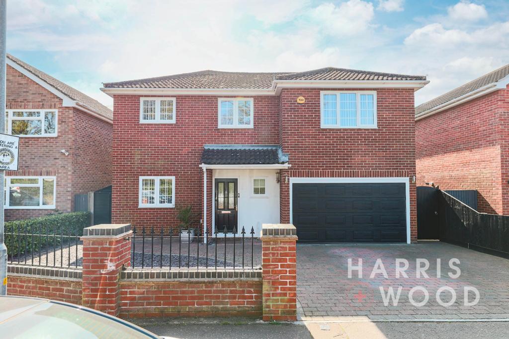 St. Johns Close, Colchester, Essex, CO4 4 bed detached house - £550,000