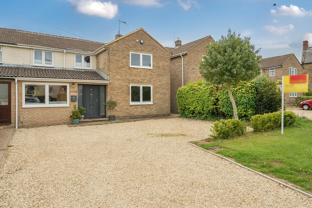 Thorpe Mandeville, West... 4 bed semi-detached house - £2,250 pcm (£519 pw)