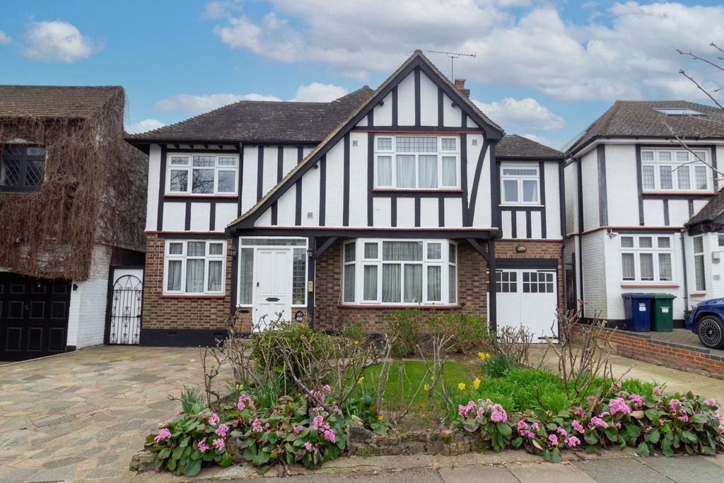 Green Lane, Edgware, HA8 5 bed detached house for sale - £1,250,000