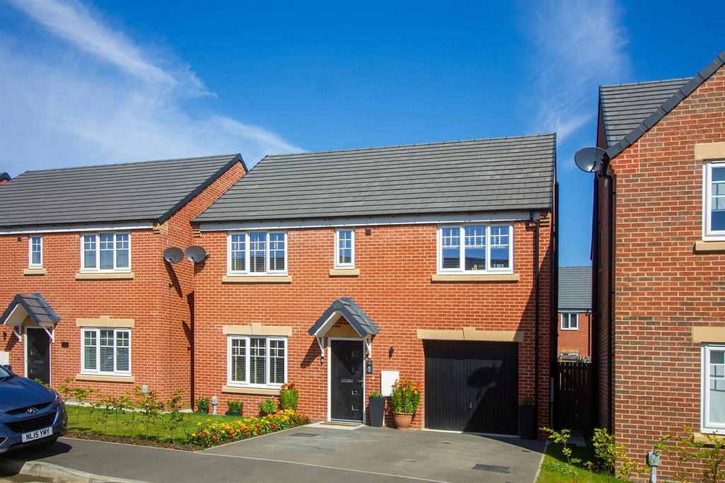 Tralee Court, Ashington NE63 5 bed detached house for sale - £289,500