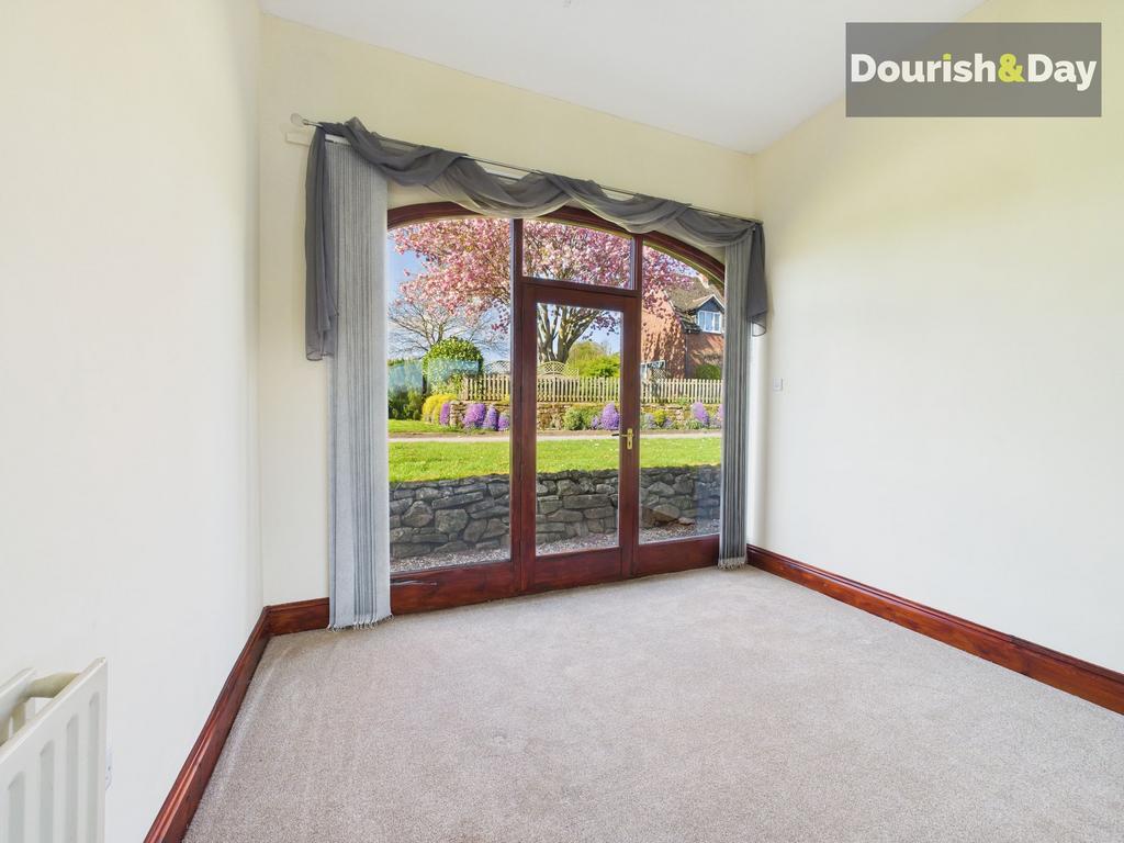 Tixall Court, Stafford ST18 4 bed barn conversion - £520,000