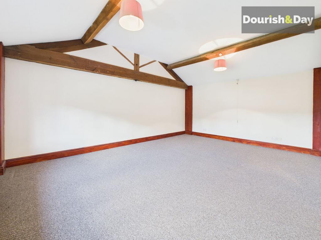 Tixall Court, Stafford ST18 4 bed barn conversion - £520,000
