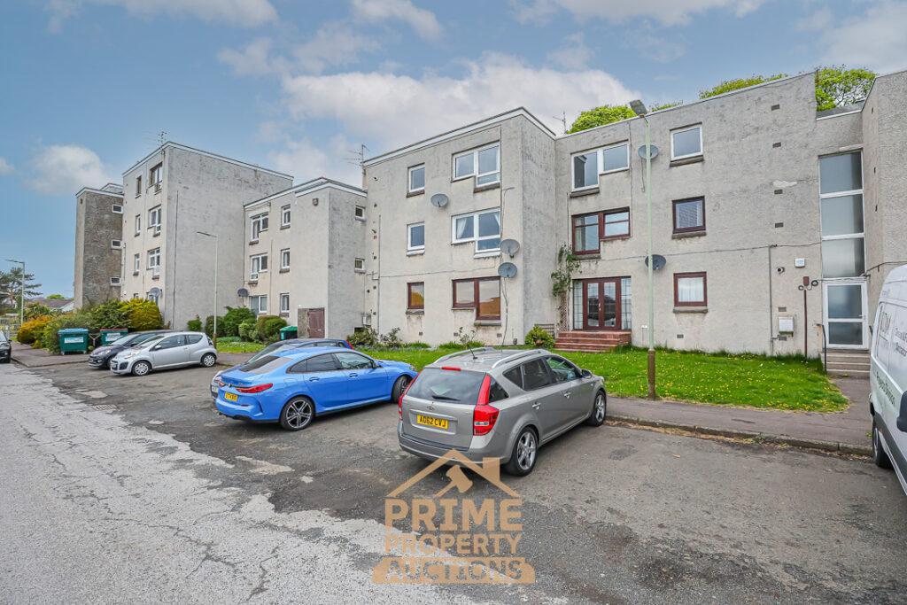Southampton Place, Dundee DD4 3 bed apartment - £45,000